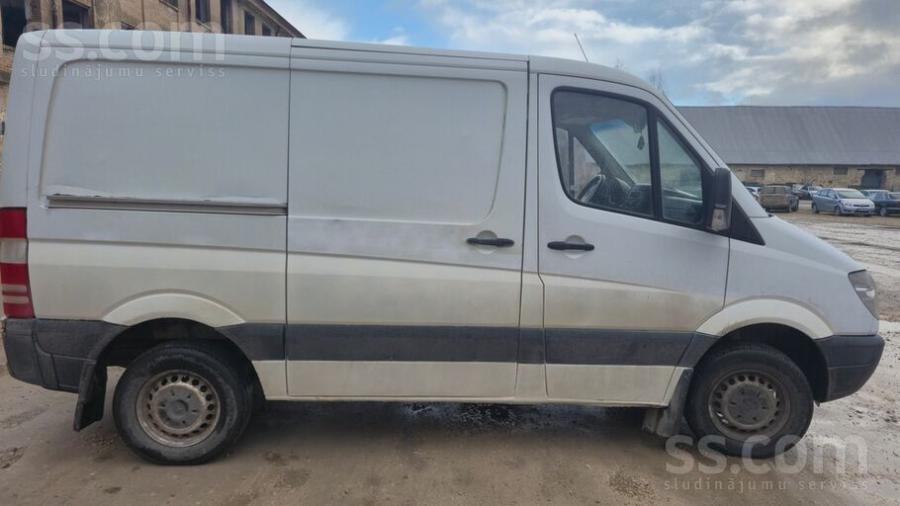 Balts Mercedes-Benz Sprinter 2008 Jēkabpils, ar dzinēja tilpumu 2.20 L un nobraukumu 361 tūkst. km par 3500 €, foto 5 vietnē AUTOMOTO.COM.LV