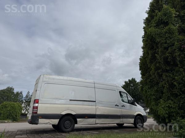 Balts Mercedes-Benz Sprinter 2008 Rīga, ar dzinēja tilpumu 2.20 L un nobraukumu 485 tūkst. km par 3450 €, foto 2 vietnē AUTOMOTO.COM.LV