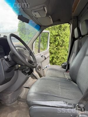 White Mercedes-Benz Sprinter 2008 in Riga, with an engine capacity of 2.20 L and mileage of 485 thousand km for 2450 €, photo 3 on AUTOMOTO.COM.LV