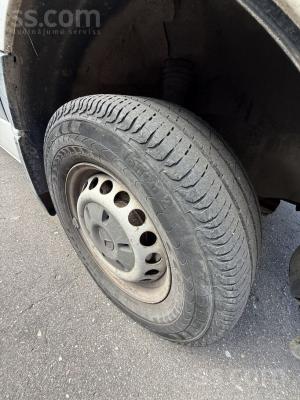 Balts Mercedes-Benz Sprinter 2008 Rīga, ar dzinēja tilpumu 2.20 L un nobraukumu 666 tūkst. km par 4700 €, foto 5 vietnē AUTOMOTO.COM.LV