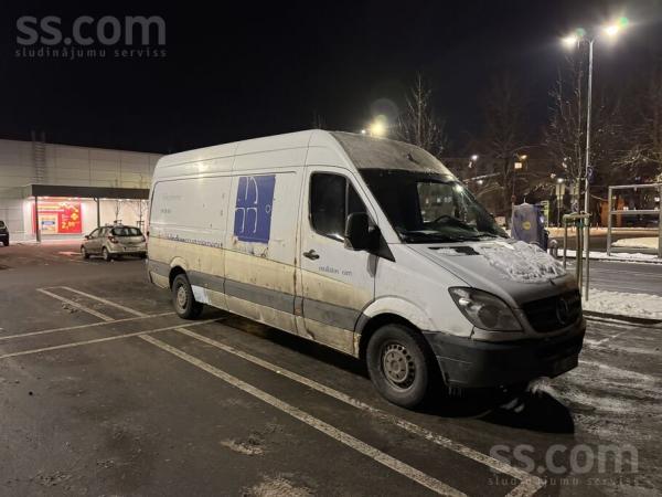 White Mercedes-Benz Sprinter 2009 in Jelgava, with an engine capacity of 2.20 L and mileage of 570 thousand km for 3800 €, photo 2 on AUTOMOTO.COM.LV