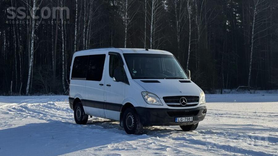White Mercedes-Benz Sprinter 2010 in Riga, with an engine capacity of 2.20 L and mileage of 225 thousand km for 12499 €, photo 5 on AUTOMOTO.COM.LV