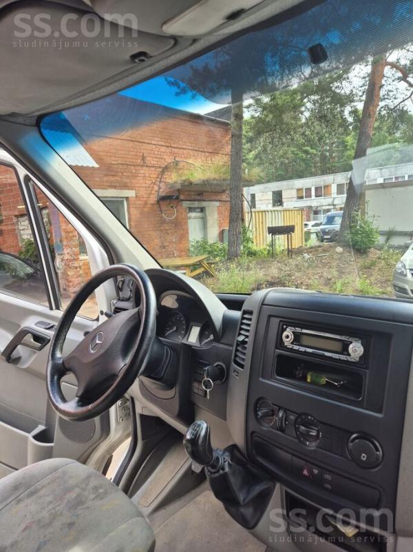 Balts Mercedes-Benz Sprinter 2010 Rīga, ar dzinēja tilpumu 2.20 L un nobraukumu 389 tūkst. km par 3000 €, foto 2 vietnē AUTOMOTO.COM.LV