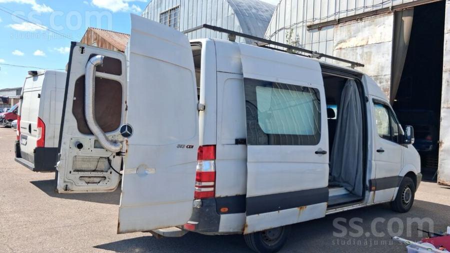 Balts Mercedes-Benz Sprinter 2010 Rīga, ar dzinēja tilpumu 2.20 L un nobraukumu 204 tūkst. km par 2500 €, foto 3 vietnē AUTOMOTO.COM.LV