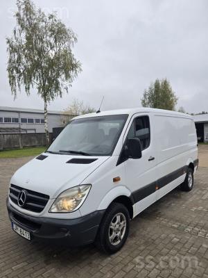 White Mercedes-Benz Sprinter 2010 in Riga, with an engine capacity of 3.00 L and mileage of 333 thousand km for 6851 €, photo 8 on AUTOMOTO.COM.LV