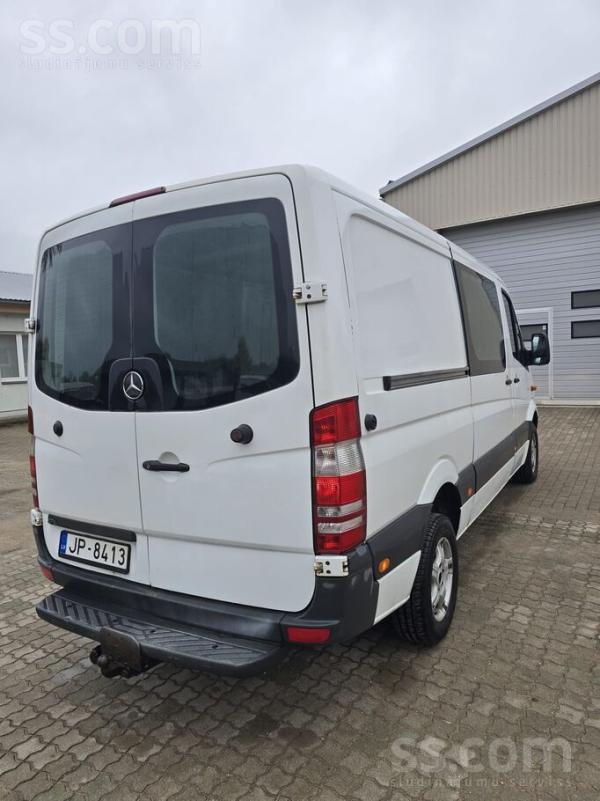 White Mercedes-Benz Sprinter 2010 in Riga, with an engine capacity of 3.00 L and mileage of 333 thousand km for 6851 €, photo 3 on AUTOMOTO.COM.LV
