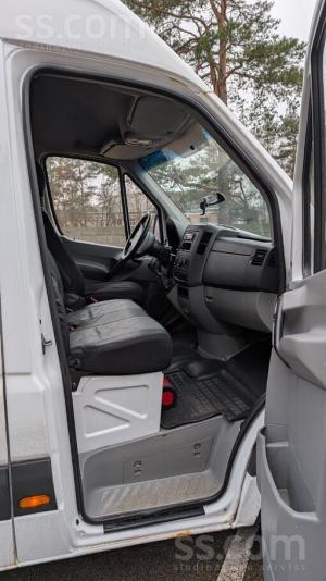 Balts Mercedes-Benz Sprinter 2011 Rīga, ar dzinēja tilpumu 3.00 L un nobraukumu 547 tūkst. km par 5250 €, foto 8 vietnē AUTOMOTO.COM.LV