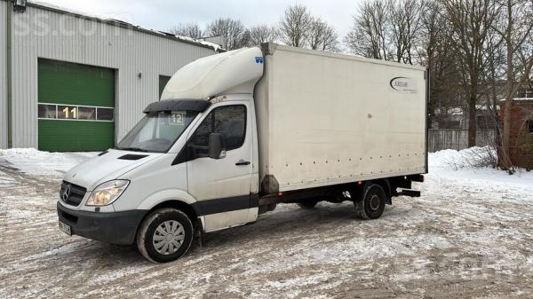 White Mercedes-Benz Sprinter 2011 in Riga, with an engine capacity of 2.10 L and mileage of 388 thousand km for 5000 €, photo 2 on AUTOMOTO.COM.LV
