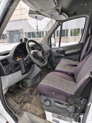 Balts Mercedes-Benz Sprinter 2011 Liepāja, ar dzinēja tilpumu 2.20 L un nobraukumu 705 tūkst. km par 3100 €, foto 5 vietnē AUTOMOTO.COM.LV