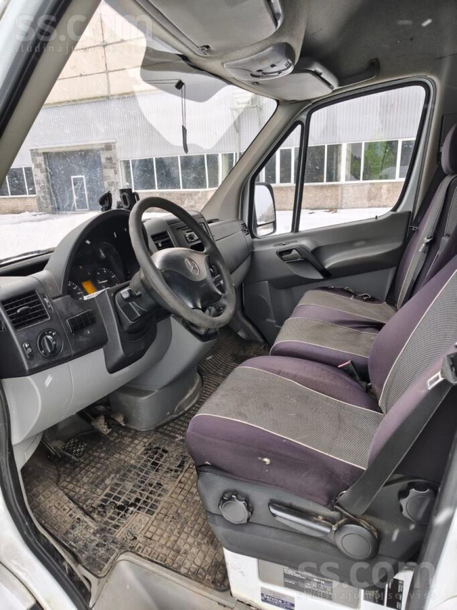 Balts Mercedes-Benz Sprinter 2011 Liepāja, ar dzinēja tilpumu 2.20 L un nobraukumu 705 tūkst. km par 3100 €, foto 5 vietnē AUTOMOTO.COM.LV