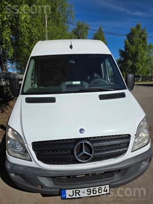 White Mercedes-Benz Sprinter 2011 in Riga, with an engine capacity of 2.10 L and mileage of 497 thousand km for 9900 €, photo 3 on AUTOMOTO.COM.LV