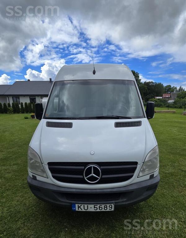 Balts Mercedes-Benz Sprinter 2011 Ventspils, ar dzinēja tilpumu 2.20 L un nobraukumu 393 tūkst. km par 7500 €, foto 2 vietnē AUTOMOTO.COM.LV