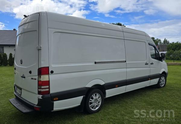Balts Mercedes-Benz Sprinter 2011 Ventspils, ar dzinēja tilpumu 2.20 L un nobraukumu 393 tūkst. km par 7500 €, foto 5 vietnē AUTOMOTO.COM.LV
