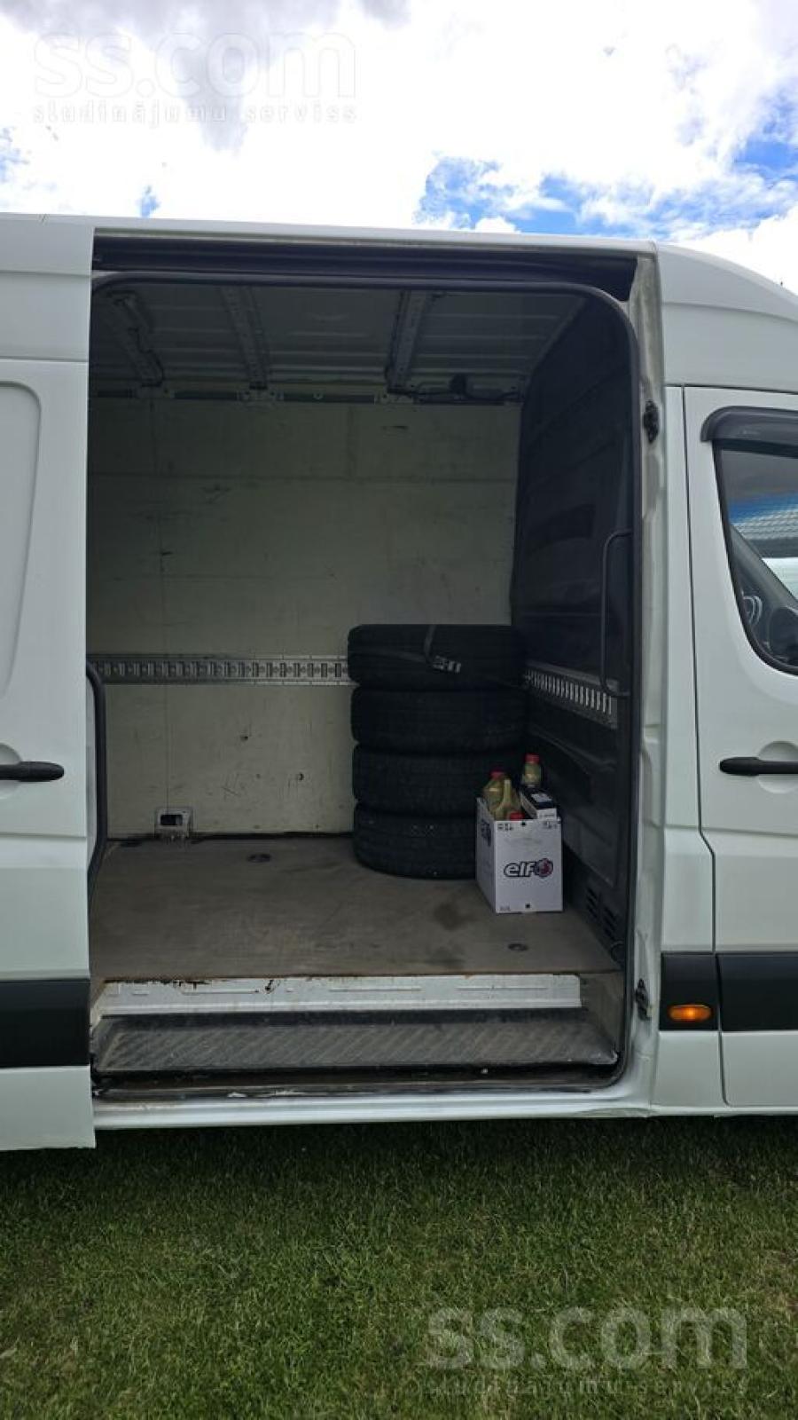 Balts Mercedes-Benz Sprinter 2011 Ventspils, ar dzinēja tilpumu 2.20 L un nobraukumu 393 tūkst. km par 7500 €, foto 18 vietnē AUTOMOTO.COM.LV