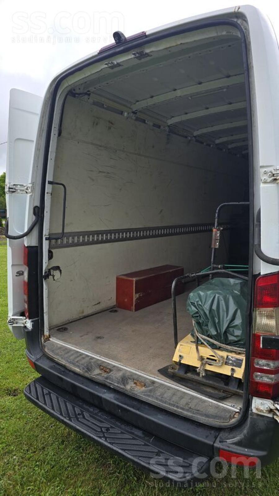Balts Mercedes-Benz Sprinter 2011 Ventspils, ar dzinēja tilpumu 2.20 L un nobraukumu 393 tūkst. km par 7500 €, foto 23 vietnē AUTOMOTO.COM.LV