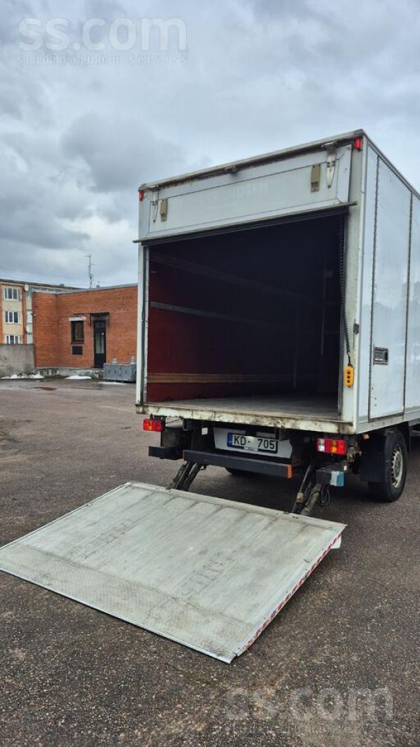 Balts Mercedes-Benz Sprinter 2011 Rīga, ar dzinēja tilpumu 2.10 L un nobraukumu 282 tūkst. km par 8000 €, foto 6 vietnē AUTOMOTO.COM.LV