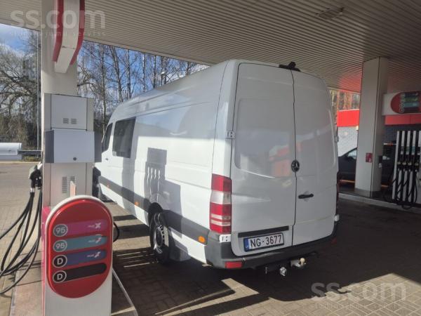 White Mercedes-Benz Sprinter 2011 in Riga, with an engine capacity of 2.20 L and mileage of 313 thousand km for 9500 €, photo 3 on AUTOMOTO.COM.LV
