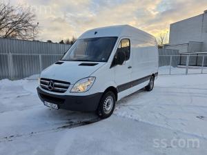 White Mercedes-Benz Sprinter 2012 in Daugavpils, with an engine capacity of 2.20 L and mileage of 177 thousand km for 14900 €, photo 2 on AUTOMOTO.COM.LV