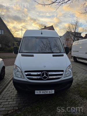 White Mercedes-Benz Sprinter 2012 in Daugavpils, with an engine capacity of 2.20 L and mileage of 177 thousand km for 14900 €, photo 20 on AUTOMOTO.COM.LV