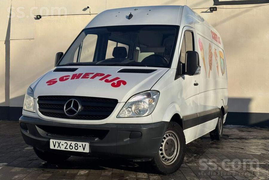 Balts Mercedes-Benz Sprinter 2012 Rīga, ar dzinēja tilpumu 2.10 L un nobraukumu 142 tūkst. km par 15990 €, foto 1 vietnē AUTOMOTO.COM.LV