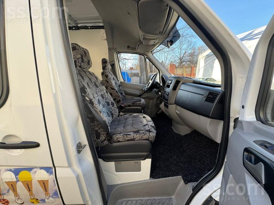 Balts Mercedes-Benz Sprinter 2012 Rīga, ar dzinēja tilpumu 2.10 L un nobraukumu 142 tūkst. km par 15990 €, foto 17 vietnē AUTOMOTO.COM.LV