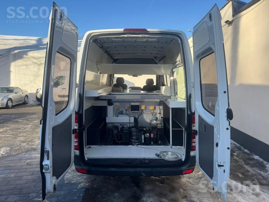 Balts Mercedes-Benz Sprinter 2012 Rīga, ar dzinēja tilpumu 2.10 L un nobraukumu 142 tūkst. km par 15990 €, foto 18 vietnē AUTOMOTO.COM.LV
