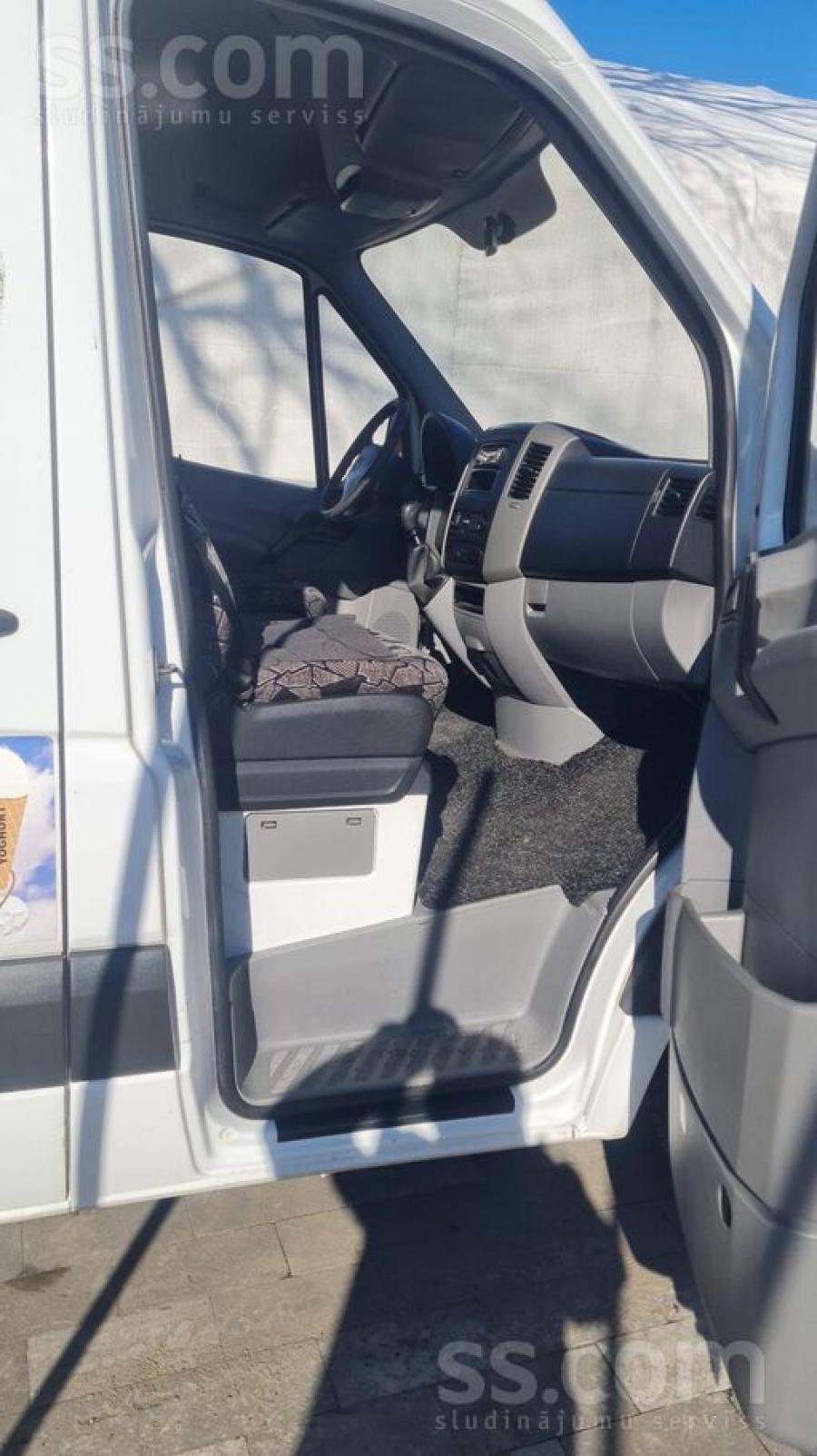 Balts Mercedes-Benz Sprinter 2012 Rīga, ar dzinēja tilpumu 2.10 L un nobraukumu 142 tūkst. km par 15990 €, foto 21 vietnē AUTOMOTO.COM.LV