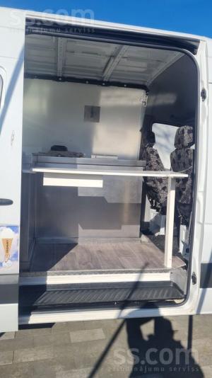Balts Mercedes-Benz Sprinter 2012 Rīga, ar dzinēja tilpumu 2.10 L un nobraukumu 142 tūkst. km par 15990 €, foto 22 vietnē AUTOMOTO.COM.LV