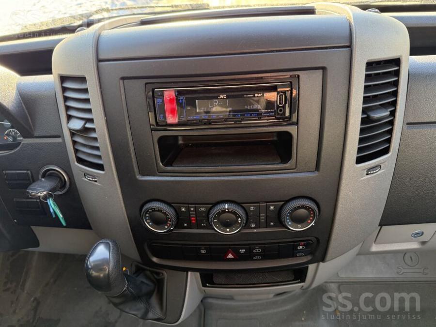 Balts Mercedes-Benz Sprinter 2012 Jelgava, ar dzinēja tilpumu 2.20 L un nobraukumu 167 tūkst. km par 14900 €, foto 17 vietnē AUTOMOTO.COM.LV
