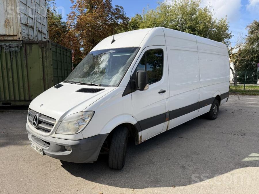 Balts Mercedes-Benz Sprinter 2012 Rīga, ar dzinēja tilpumu 3.00 L un nobraukumu 435 tūkst. km par 4900 €, foto 1 vietnē AUTOMOTO.COM.LV
