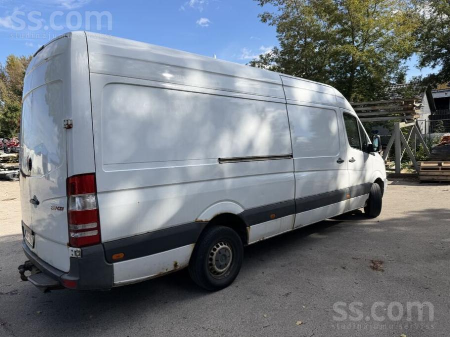 Balts Mercedes-Benz Sprinter 2012 Rīga, ar dzinēja tilpumu 3.00 L un nobraukumu 435 tūkst. km par 4900 €, foto 4 vietnē AUTOMOTO.COM.LV