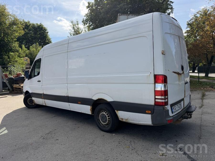 Balts Mercedes-Benz Sprinter 2012 Rīga, ar dzinēja tilpumu 3.00 L un nobraukumu 435 tūkst. km par 4900 €, foto 5 vietnē AUTOMOTO.COM.LV