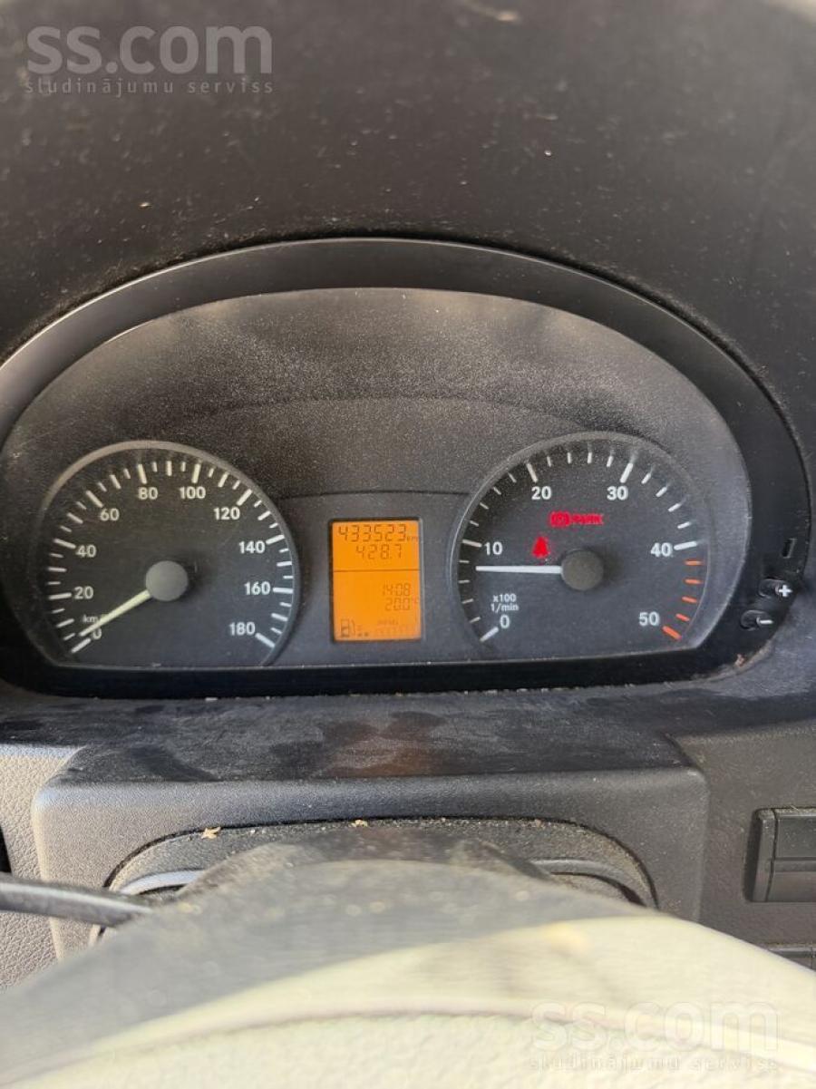Balts Mercedes-Benz Sprinter 2012 Rīga, ar dzinēja tilpumu 3.00 L un nobraukumu 435 tūkst. km par 4900 €, foto 10 vietnē AUTOMOTO.COM.LV