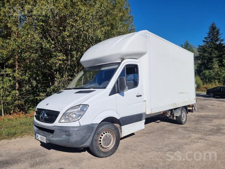 Balts Mercedes-Benz Sprinter 2013 Balvi, ar dzinēja tilpumu 2.20 L un nobraukumu 271 tūkst. km par 6900 €, foto 1 vietnē AUTOMOTO.COM.LV
