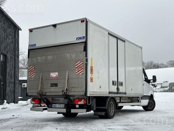White Mercedes-Benz Sprinter 2013 in Riga, with an engine capacity of 2.20 L and mileage of 263 thousand km for 15125 €, photo 3 on AUTOMOTO.COM.LV