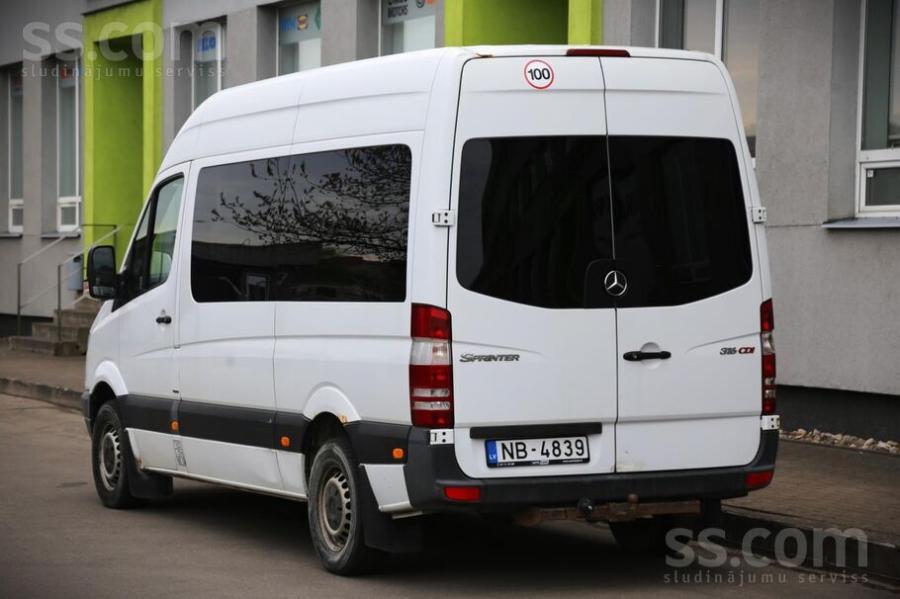 White Mercedes-Benz Sprinter 2013 in Riga, with an engine capacity of 2.20 L and mileage of 441 thousand km for 7495 €, photo 6 on AUTOMOTO.COM.LV