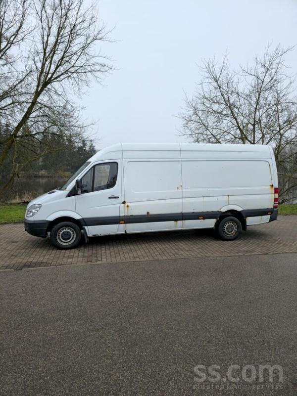 Balts Mercedes-Benz Sprinter 2013 Rīga, ar dzinēja tilpumu 2.20 L un nobraukumu 340 tūkst. km par 7800 €, foto 4 vietnē AUTOMOTO.COM.LV