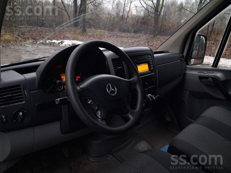 Balts Mercedes-Benz Sprinter 2013 Rīga, ar dzinēja tilpumu 2.20 L un nobraukumu 271 tūkst. km par 4490 €, foto 4 vietnē AUTOMOTO.COM.LV
