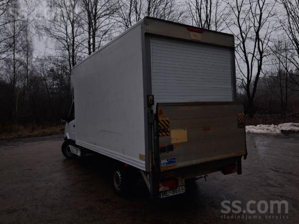 White Mercedes-Benz Sprinter 2013 in Riga, with an engine capacity of 2.20 L and mileage of 271 thousand km for 4490 €, photo 6 on AUTOMOTO.COM.LV