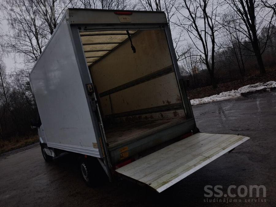 Balts Mercedes-Benz Sprinter 2013 Rīga, ar dzinēja tilpumu 2.20 L un nobraukumu 271 tūkst. km par 4490 €, foto 9 vietnē AUTOMOTO.COM.LV