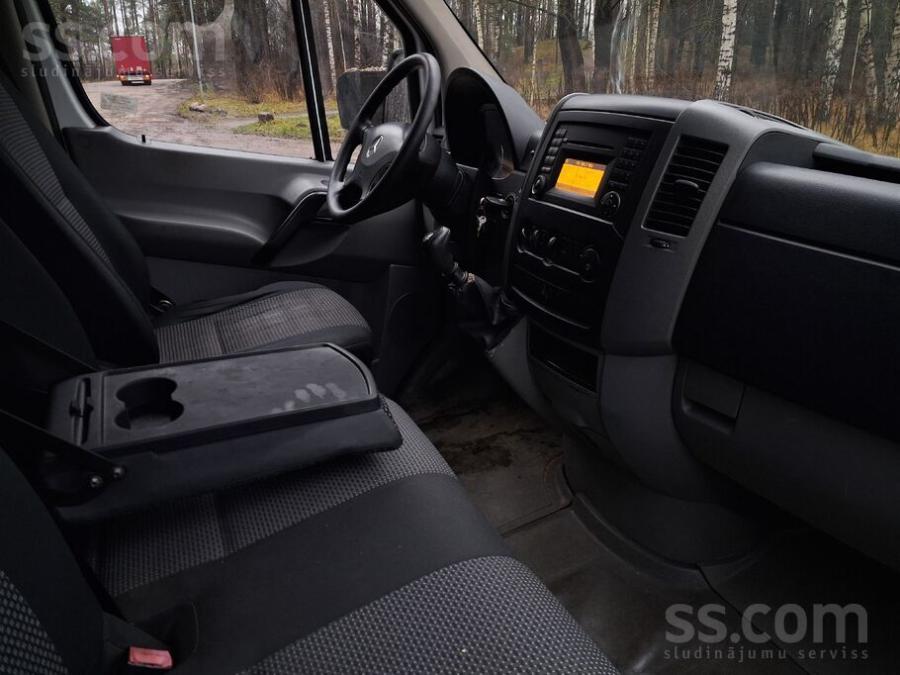 Balts Mercedes-Benz Sprinter 2013 Rīga, ar dzinēja tilpumu 2.20 L un nobraukumu 271 tūkst. km par 4490 €, foto 12 vietnē AUTOMOTO.COM.LV