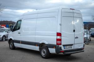 Balts Mercedes-Benz Sprinter 2013 Rīga, ar dzinēja tilpumu 2.20 L un nobraukumu 417 tūkst. km par 4500 €, foto 4 vietnē AUTOMOTO.COM.LV