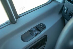 Balts Mercedes-Benz Sprinter 2013 Rīga, ar dzinēja tilpumu 2.20 L un nobraukumu 417 tūkst. km par 4500 €, foto 5 vietnē AUTOMOTO.COM.LV