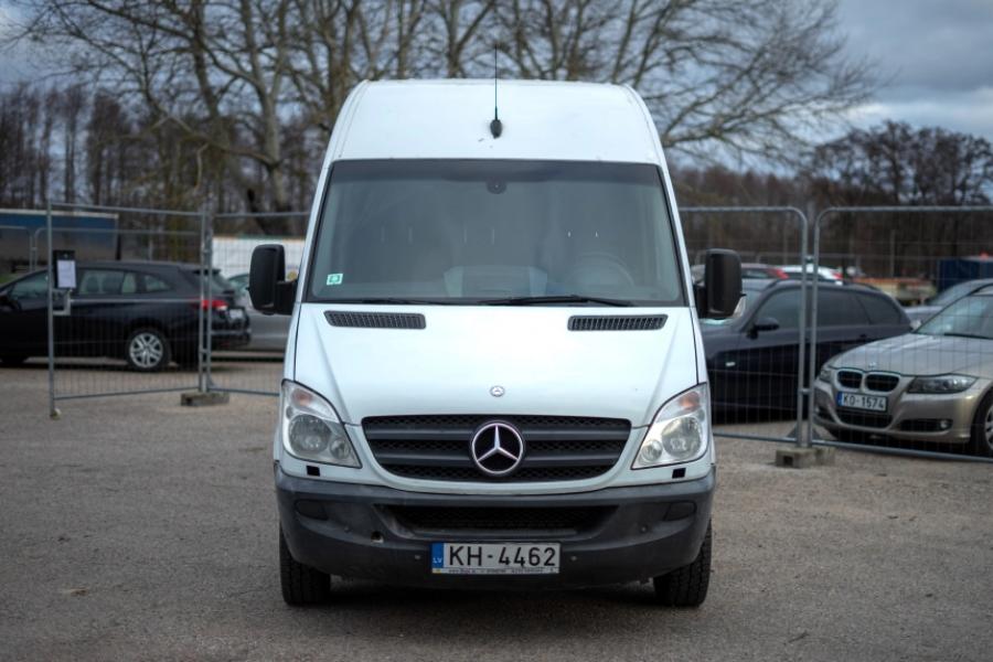 Balts Mercedes-Benz Sprinter 2013 Rīga, ar dzinēja tilpumu 2.20 L un nobraukumu 417 tūkst. km par 4500 €, foto 12 vietnē AUTOMOTO.COM.LV