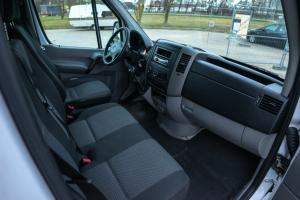 Balts Mercedes-Benz Sprinter 2013 Rīga, ar dzinēja tilpumu 2.20 L un nobraukumu 417 tūkst. km par 4500 €, foto 23 vietnē AUTOMOTO.COM.LV