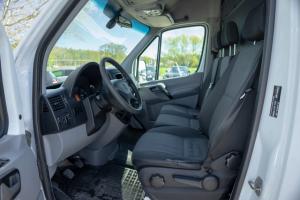 Balts Mercedes-Benz Sprinter 2013 Rīga, ar dzinēja tilpumu 2.20 L un nobraukumu 417 tūkst. km par 4500 €, foto 24 vietnē AUTOMOTO.COM.LV