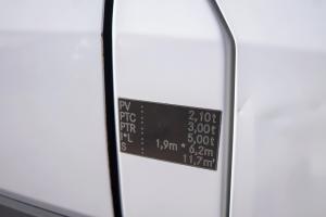 Balts Mercedes-Benz Sprinter 2013 Rīga, ar dzinēja tilpumu 2.20 L un nobraukumu 417 tūkst. km par 4500 €, foto 26 vietnē AUTOMOTO.COM.LV