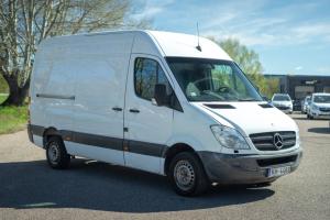 Balts Mercedes-Benz Sprinter 2013 Rīga, ar dzinēja tilpumu 2.20 L un nobraukumu 417 tūkst. km par 4500 €, foto 30 vietnē AUTOMOTO.COM.LV