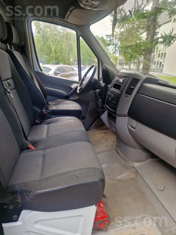 Balts Mercedes-Benz Sprinter 2013 Rīga, ar dzinēja tilpumu 2.20 L un nobraukumu 589 tūkst. km par 5300 €, foto 9 vietnē AUTOMOTO.COM.LV