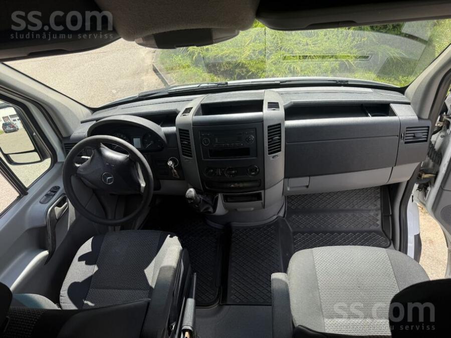 Balts Mercedes-Benz Sprinter 2013 Daugavpils, ar dzinēja tilpumu 3.00 L un nobraukumu 437 tūkst. km par 6900 €, foto 9 vietnē AUTOMOTO.COM.LV